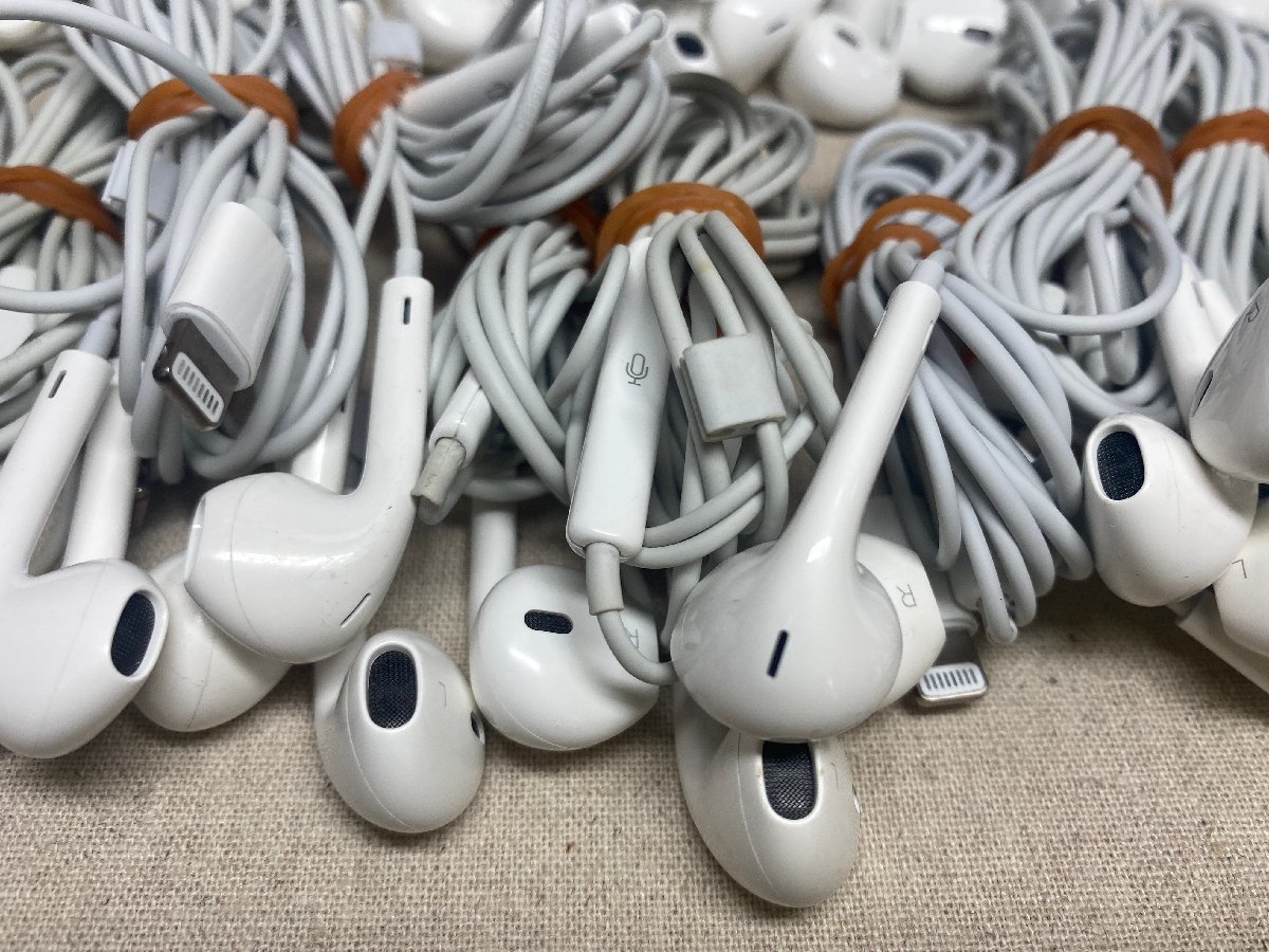 【やや傷や汚れあり】p1946 動品消毒済 Apple/ アップル純正/アイフォン iPhone /イヤホン 25個/ライトニングケーブル ...