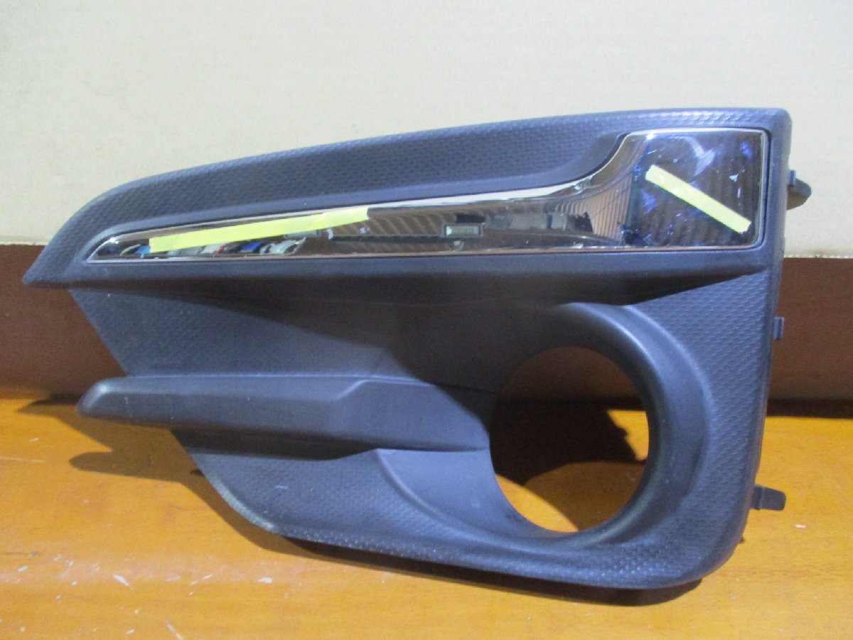 【やや傷や汚れあり】即決 インプレッサ スポーツ GT/GK 前期 左フォグカバー 純正 フロントバンパー/フォグランプ 57731FL050 ...