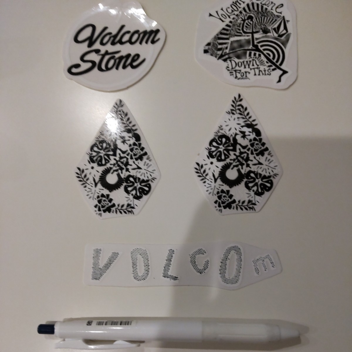 【未使用】VOLCOM ボルコム STICKER ステッカー 5枚 ②の落札情報詳細 - ヤフオク落札価格検索 オークフリー