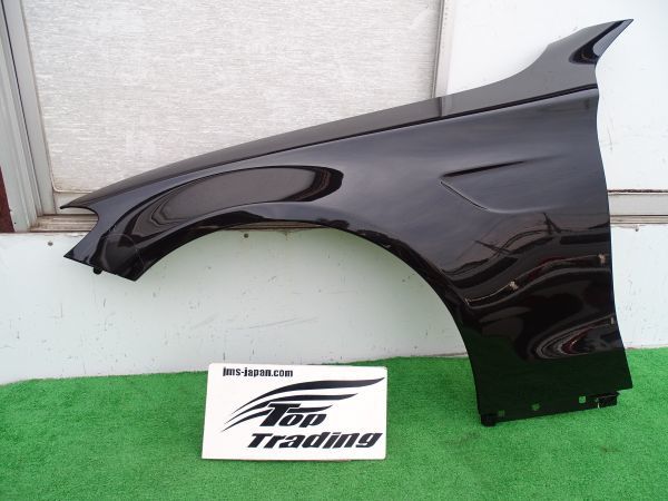 【傷や汚れあり】L0954vc ベンツ純正 Cクラス W205/S205/C205 AMG C63s M177 左 フロントフェンダー ワイド ...