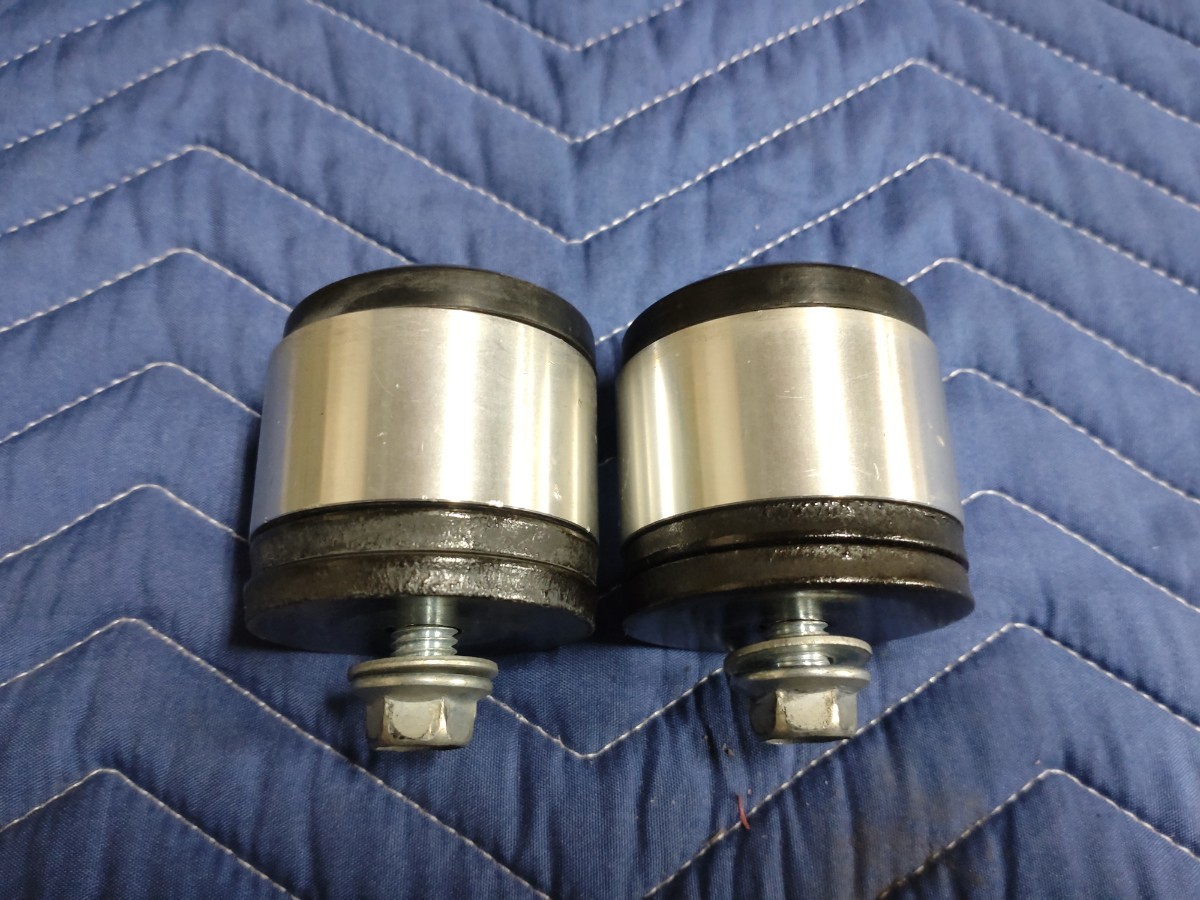 【傷や汚れあり】MTS/エムテクノ/M-techno/200系/TRH/KDH/GDH/ハイエース/リバウンドストップ/バンプストップ/ダークプライム/スタンス/made in japanの ...