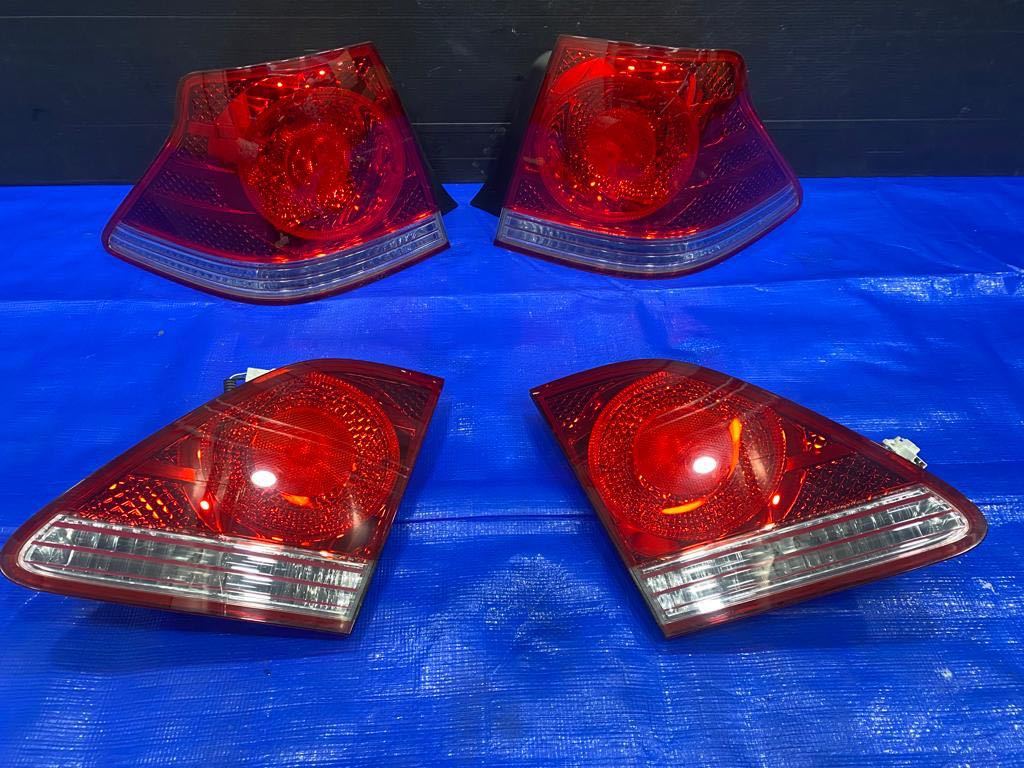 【やや傷や汚れあり】中古トヨタ クラウン18系 クラウン アスリートgrs180 Grs182純正 テールライト テールランプ 左右セット
