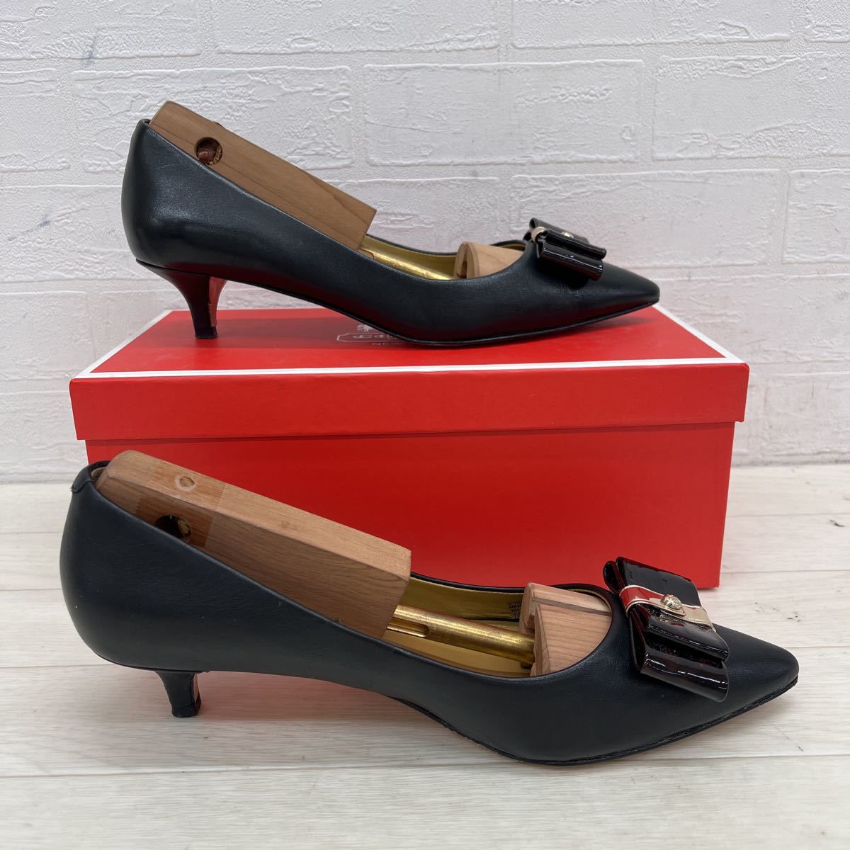 【やや傷や汚れあり】988 COACH コーチ 靴 シューズ パンプス キトゥン ヒール ポインテッドトゥ リボン フォーマル ブラック レディース36の落札情報詳細 - Yahoo ...