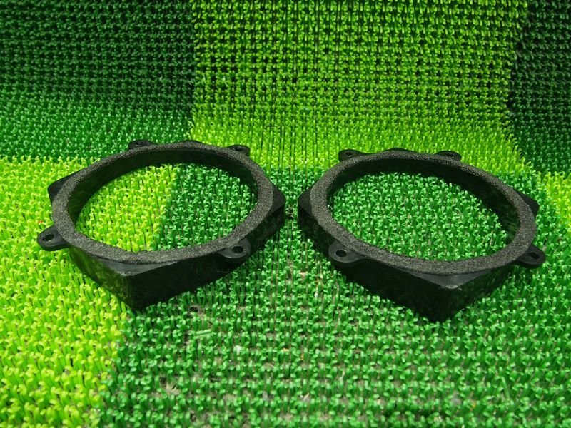 【傷や汚れあり】『psi』 U61T U62T U61V U62V ミニキャブ U71T U72T U71V U72V クリッパー 純正フロントドアスピーカー取付用インナーバッフル左右セットの ...