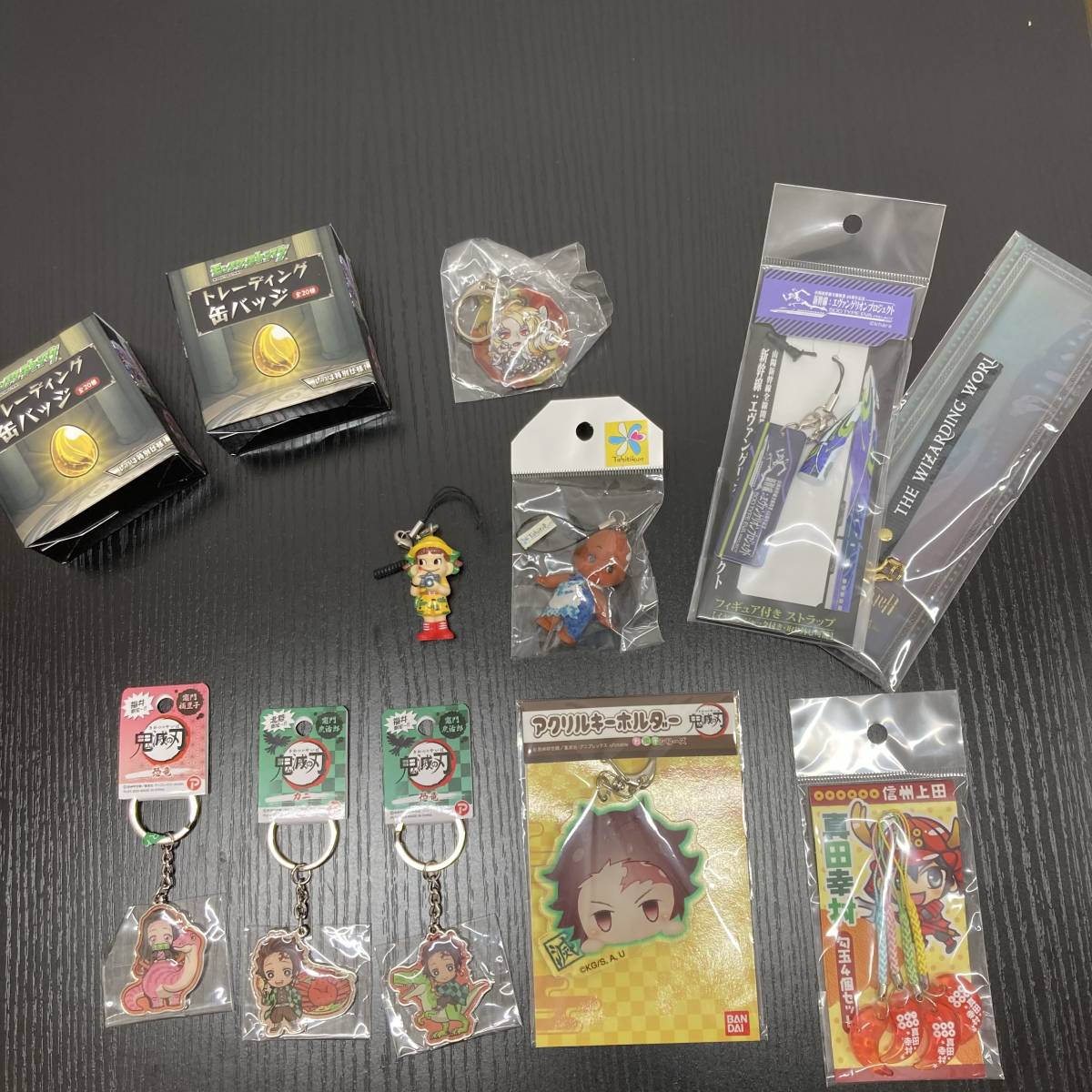 【未使用】1613 【未使用】鬼滅の刃 アクリルキーホルダー アニメ キャラクター モンスターストライク ペコちゃん キューピー まとめ売り 現状品の落札情報詳細 - Yahoo!オークション ...