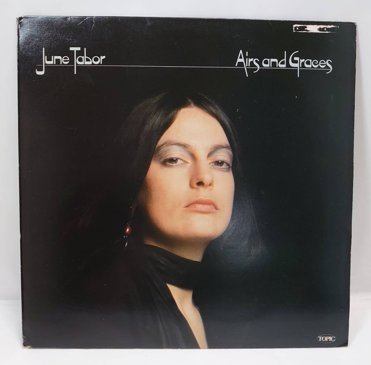 【目立った傷や汚れなし】⇒♪【英盤｜LP】 JUNE TABOR / Airs and Graces｜TOPIC / 12TS298｜印象的な ...