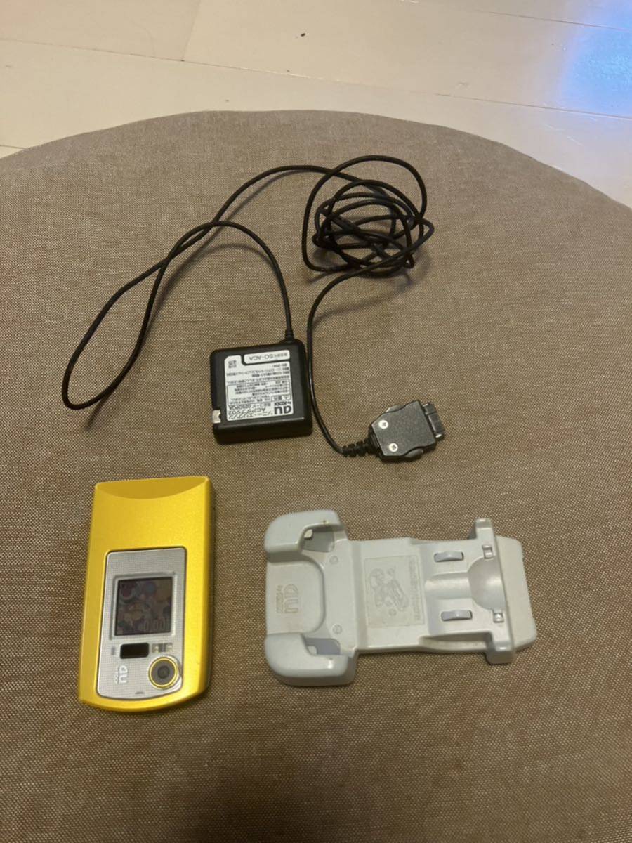 【傷や汚れあり】au A1402S イエロー SONY ガラケー ジャンク品 携帯電話の落札情報詳細 - Yahoo!オークション落札価格検索 オークフリー