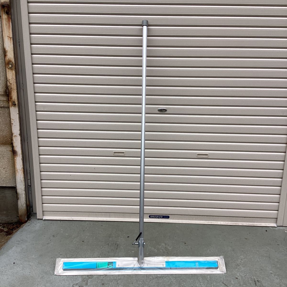 【やや傷や汚れあり】o6355 友定建機 スーパーフレスノ TAF-1000 トモサダ 金コテの落札情報詳細 - Yahoo!オークション落札価格検索 オークフリー