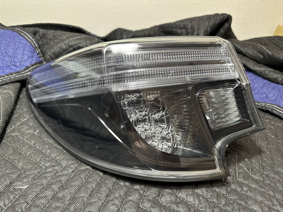 【傷や汚れあり】トヨタ純正 マークX 後期 LED GRX130 左テールライト 81561-22A60の落札情報詳細 - ヤフオク落札価格 ...
