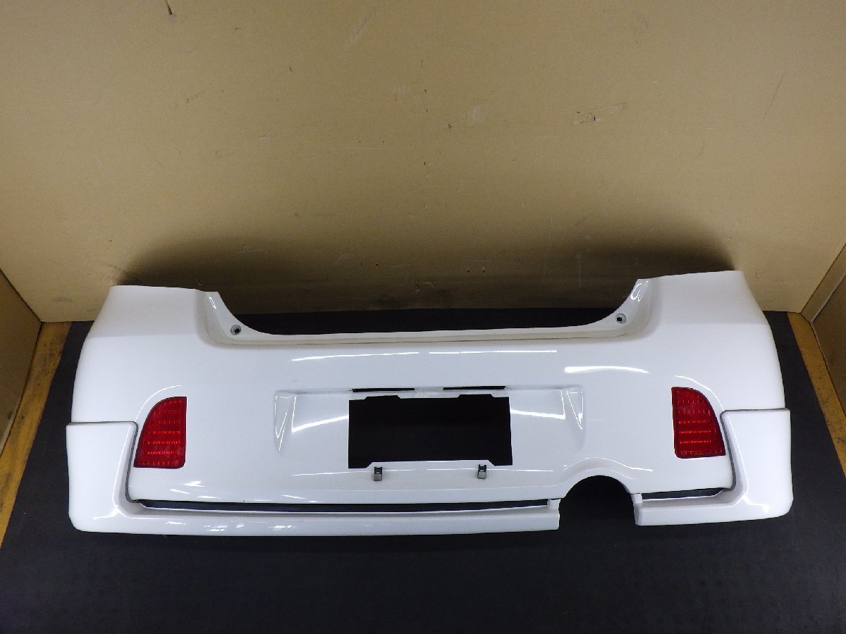 【傷や汚れあり】90 ヴィッツ TRDスポーツM リアバンパー ホワイト 068 スポイラー付き 52159-52520 H18年 NCP91 ...
