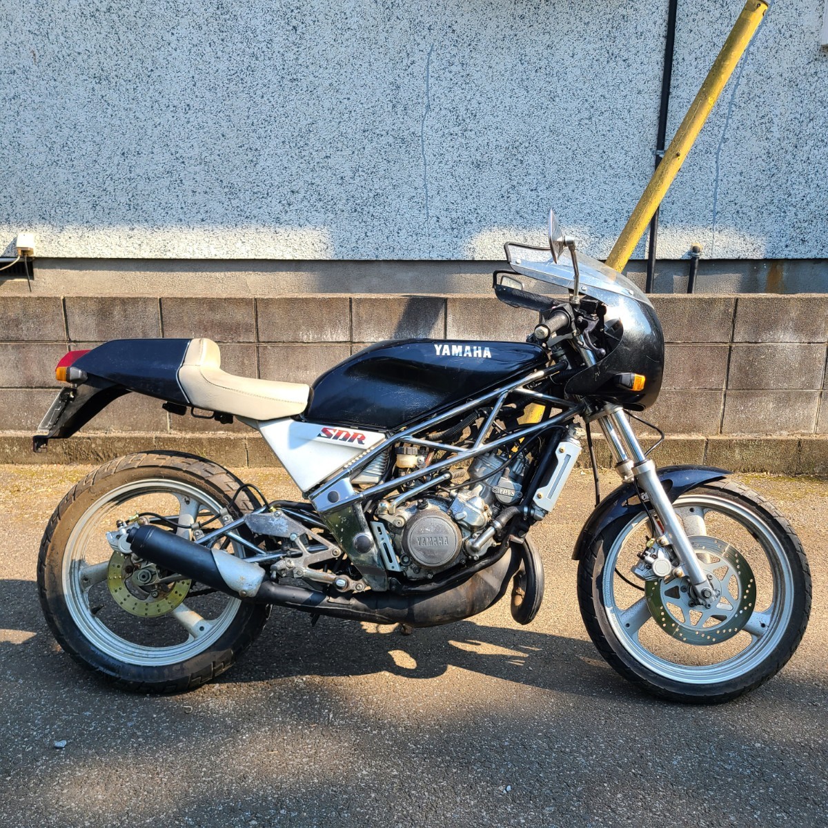 【やや傷や汚れあり】ヤマハ SDR200 実働車 奇跡の低走行距離4012KM 希少ビキニカウル 2TV 人気のレーサーベース YAMAHAの落札情報詳細 - Yahoo!オークション落札価格 ...