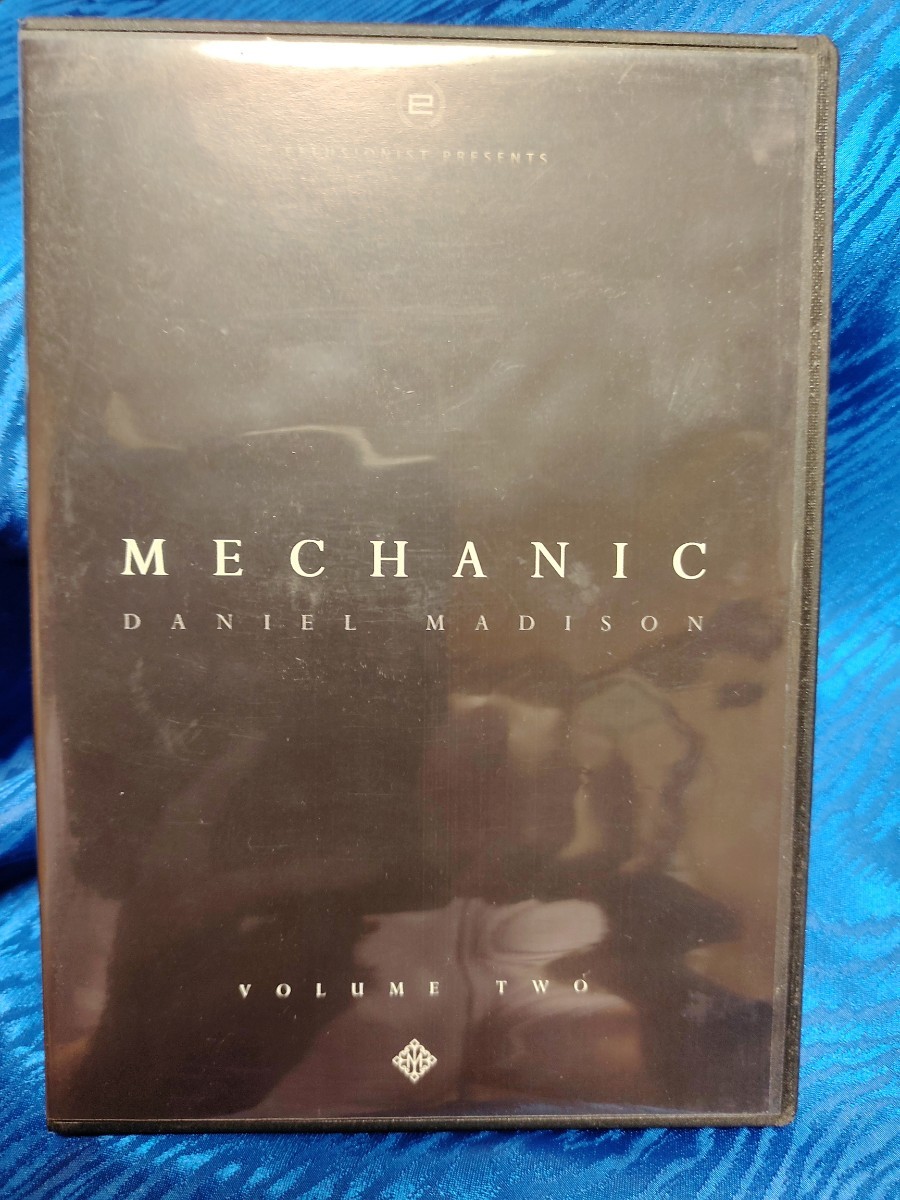 【目立った傷や汚れなし】MECHANIC DANIEL MADISON VOLUME TWOの落札情報詳細 - ヤフオク落札価格検索 オークフリー