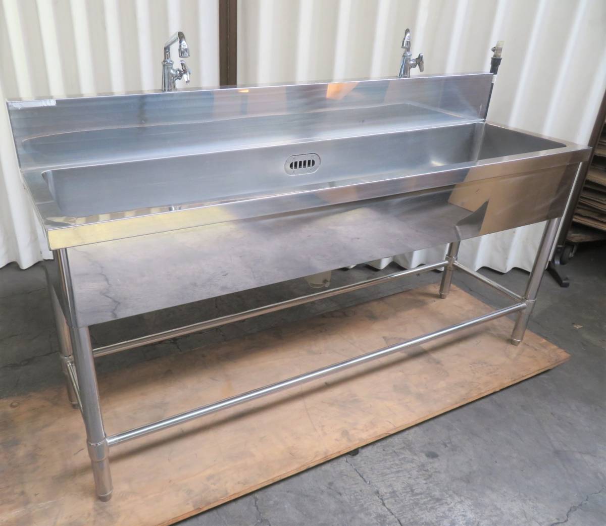 【傷や汚れあり】I-899）来店・引き取り限定☆ステンレス製 手洗いシンク☆流し台・1槽シンク★W1500×D450×H700★業務用☆中古品 ...