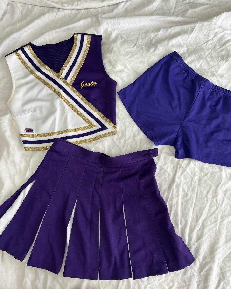 【やや傷や汚れあり】上智大学 チアダンス ユニフォームの落札情報詳細 - ヤフオク落札価格検索 オークフリー