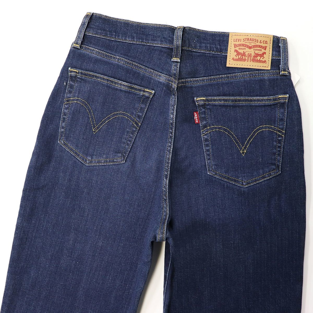 【未使用】★リーバイス Levis BORROWED FROM THE BOYS レディース ソフト ストレッチ ジーンズ デニム パンツ ...