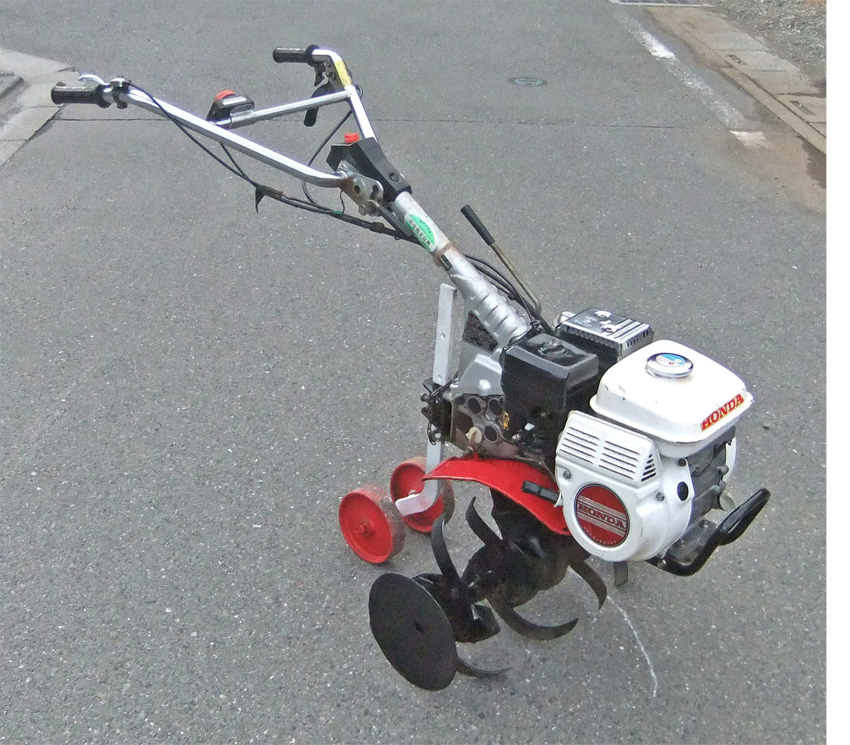 【目立った傷や汚れなし】おすすめ商品 HONDAホンダ 歩行型 農用トラクターF401 PUNCHパンチ エンジン4馬力 管理機 耕運機【動作 ...