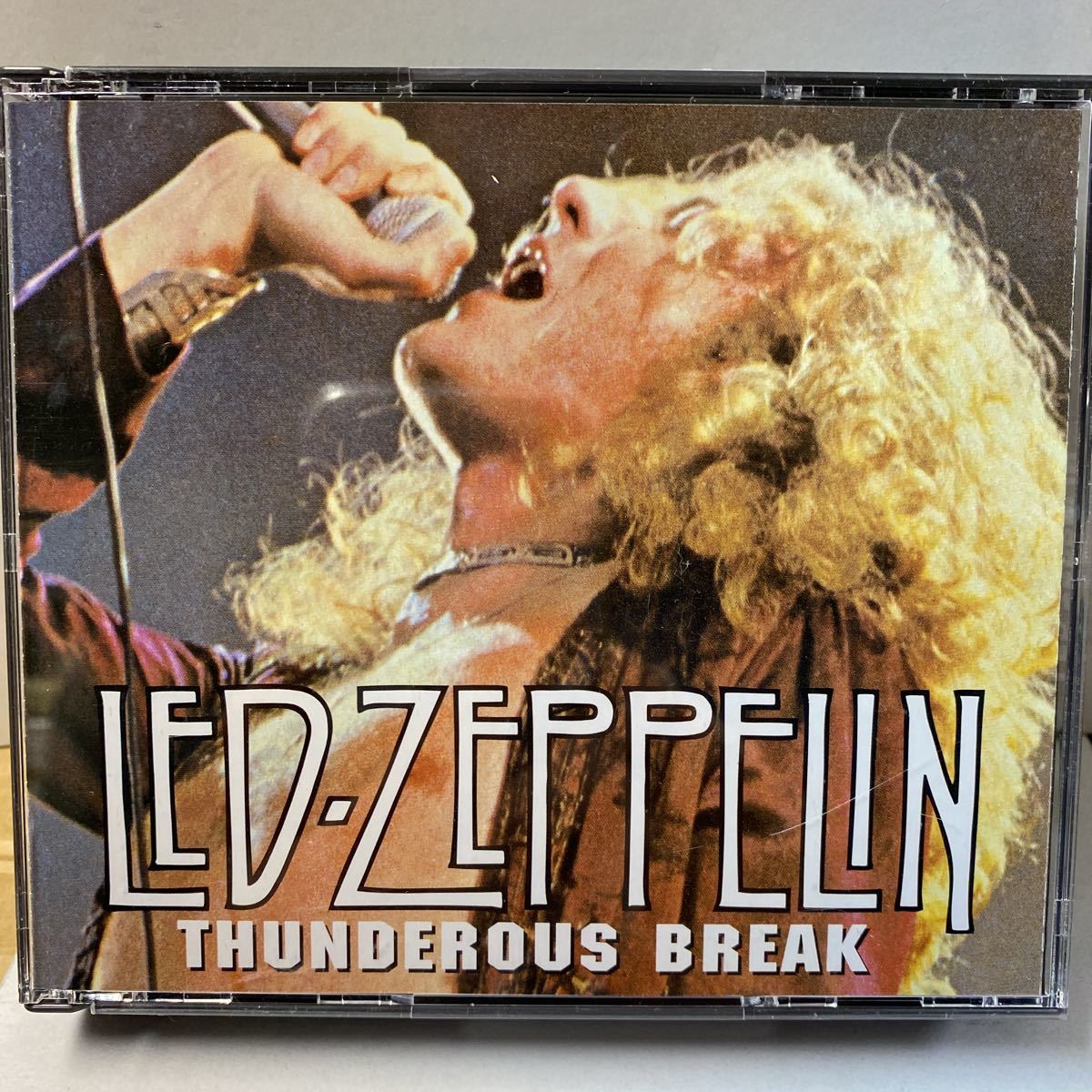 【未使用】デッドストック新品 オリジナル・プレス廃盤3枚組CD★ LED ZEPPELIN / THUNDEROUS BREAK レッド ...