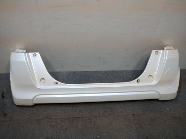 【やや傷や汚れあり】Nボックス N-BOX NBOX JF1 JF2 打刻 71501-TY0-0000 プレミアムホワイトパール NH624P 純正 リアバンパー/リヤバンパー（R3 ...