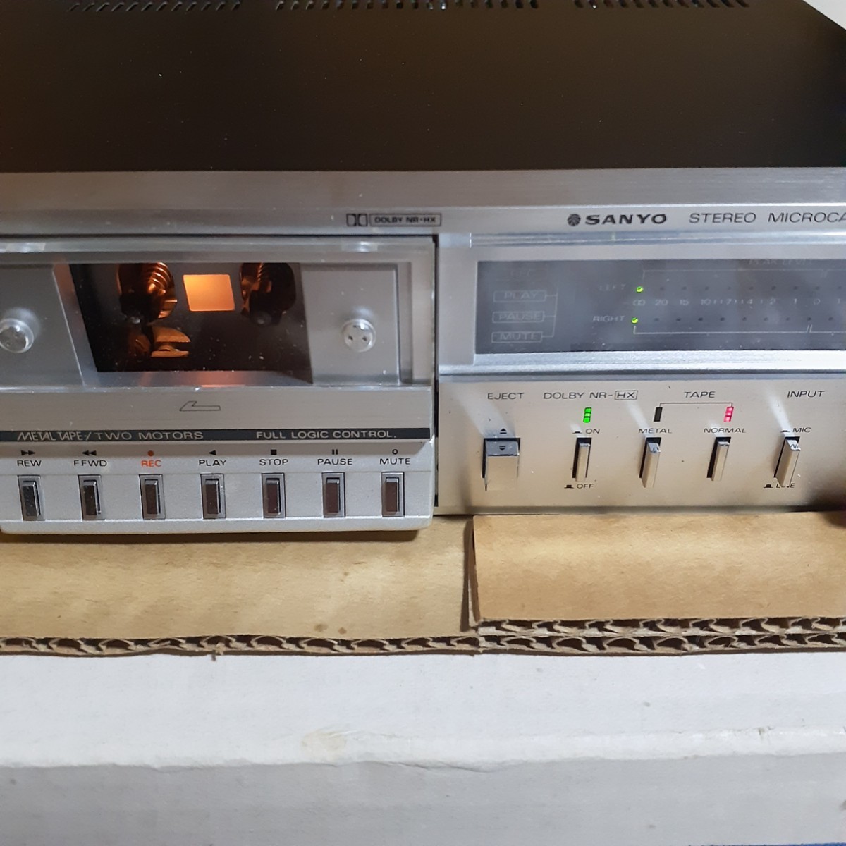 【未使用に近い】未使用 SANYO サンヨー RD− XM1 マイクロカセットデッキ テープデッキ 長期保管品 希少 箱付き 通電確認済み ...