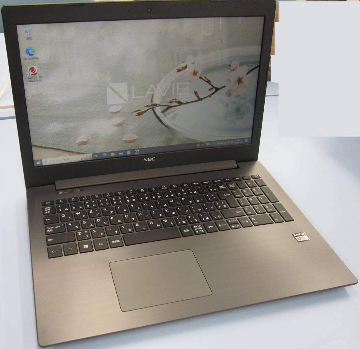 【やや傷や汚れあり】NEC PC-GN18HQRDF AMD E2-9000 1.8GHz 4GB-RAM 500GB-HD 中古品の落札情報 ...