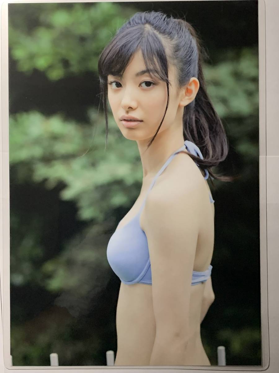 AKB48 田口愛佳・山根涼羽 グラビア切抜18P - 人、グループ別