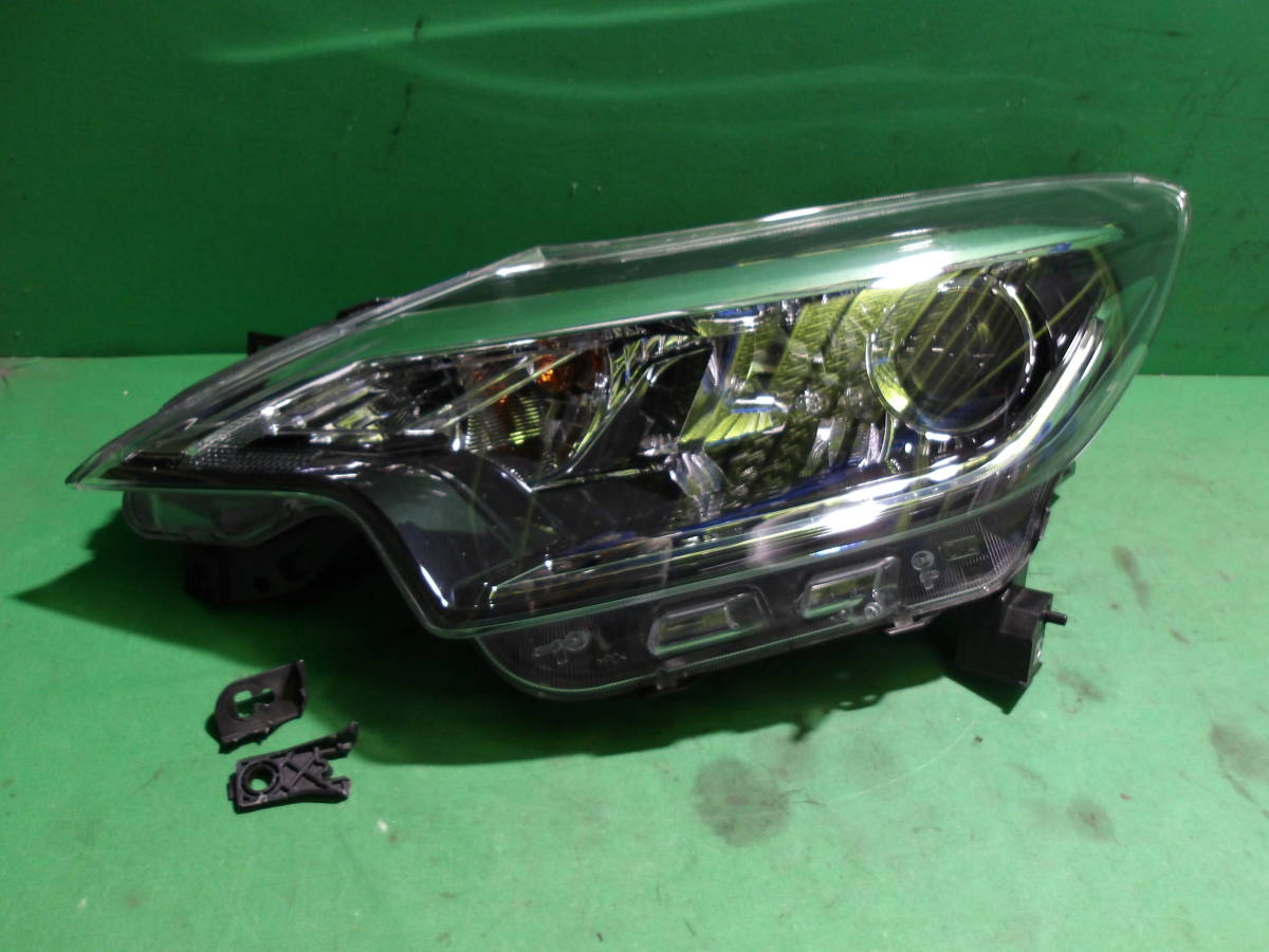 【やや傷や汚れあり】《個人宅発送不可》 日産 ノート NE12/E12 後期 純正 左 ヘッドライト ハロゲン ICHIKOH 1933 の ...