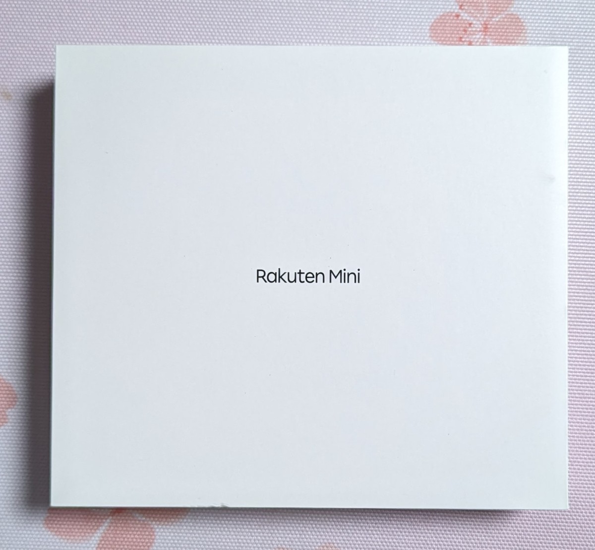 【やや傷や汚れあり】【送料無料】rakuten mini ／楽天ミニ(ホワイト)の落札情報詳細 - ヤフオク落札価格検索 オークフリー