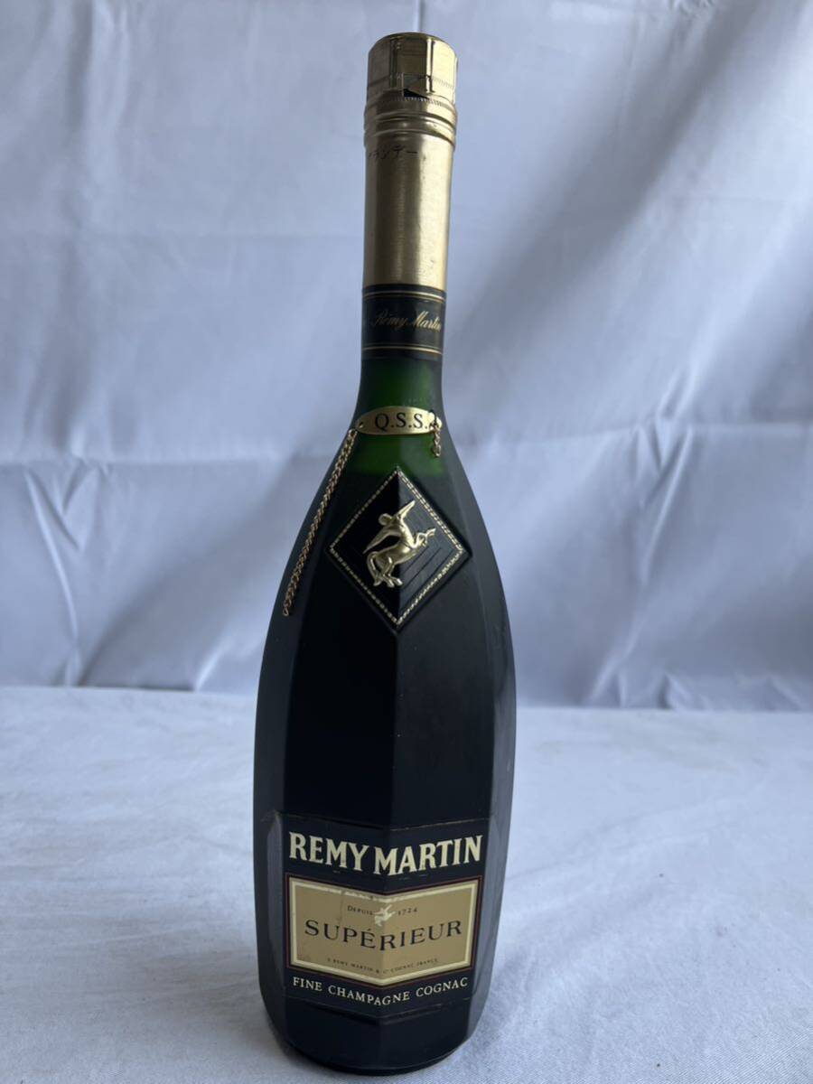 【目立った傷や汚れなし】L-175 未開栓 REMY MARTIN SUPERIEUR レミーマルタン スペリオール ブランデー コニャック 1724 古酒 700ml 40度 60サイズの ...