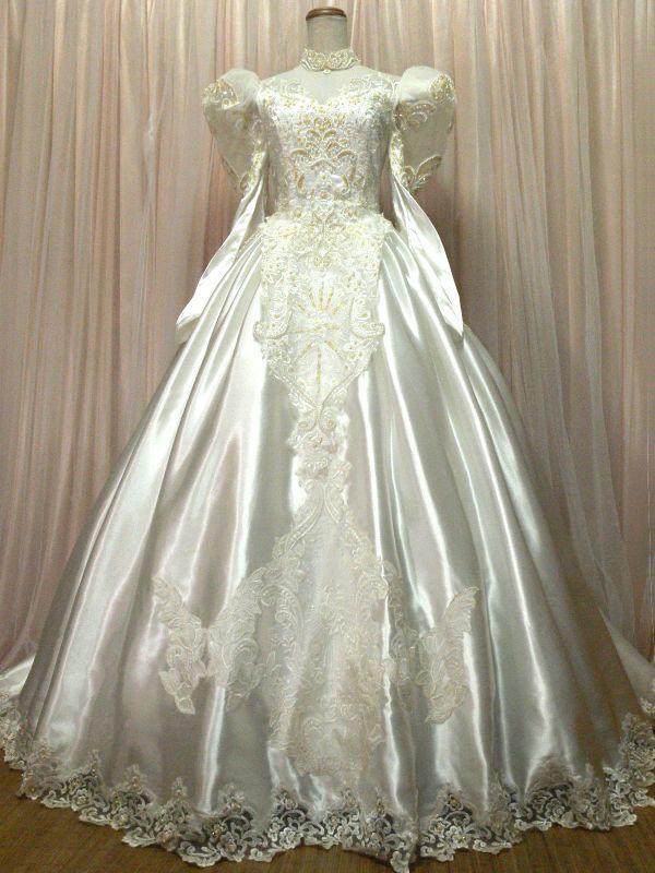 【やや傷や汚れあり】4-83☆超光沢ホワイトサテン*長袖パフスリーブ*ウエディングドレス/7号/W32.B41☆の落札情報詳細 - Yahoo!オークション落札価格検索 オークフリー