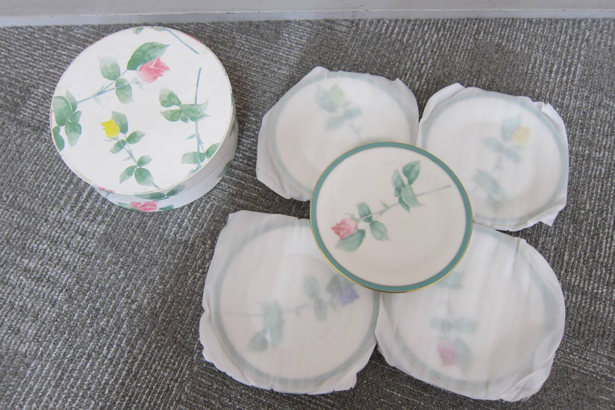 【傷や汚れあり】香蘭社 KORANSHA 皿 食器 5客 セット 花柄 コレクション 【103】の落札情報詳細 - Yahoo!オークション落札価格検索 オークフリー