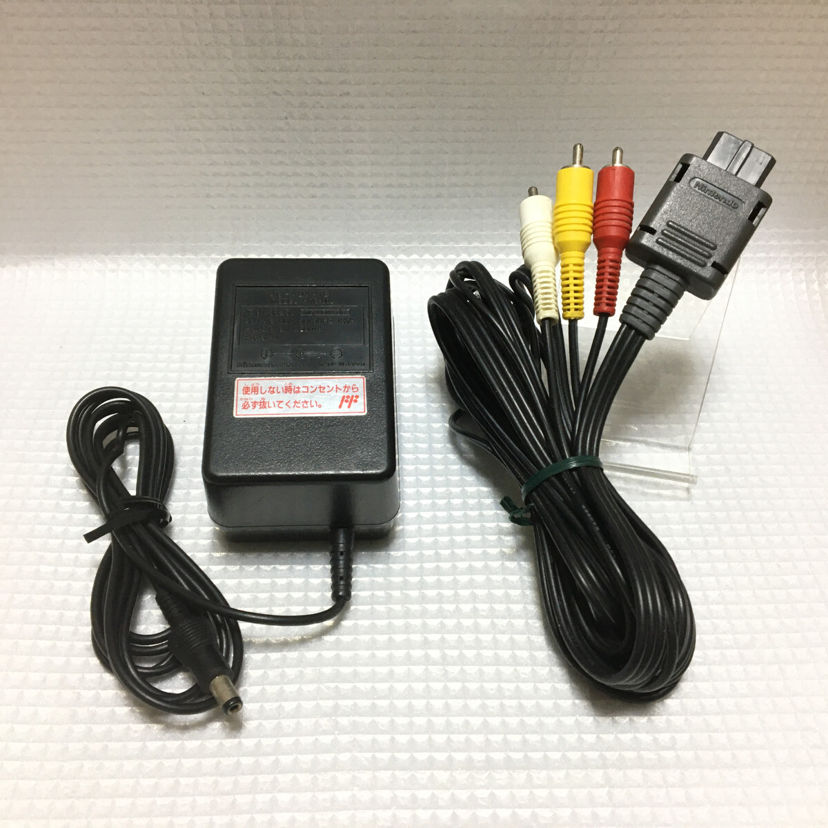 【目立った傷や汚れなし】 任天堂 純正 FC SFC ACアダプター ステレオAVケーブル セット SHVC-008 HVC-002 電源 映像 Nintendo スーパーファミコンの落札情報 ...