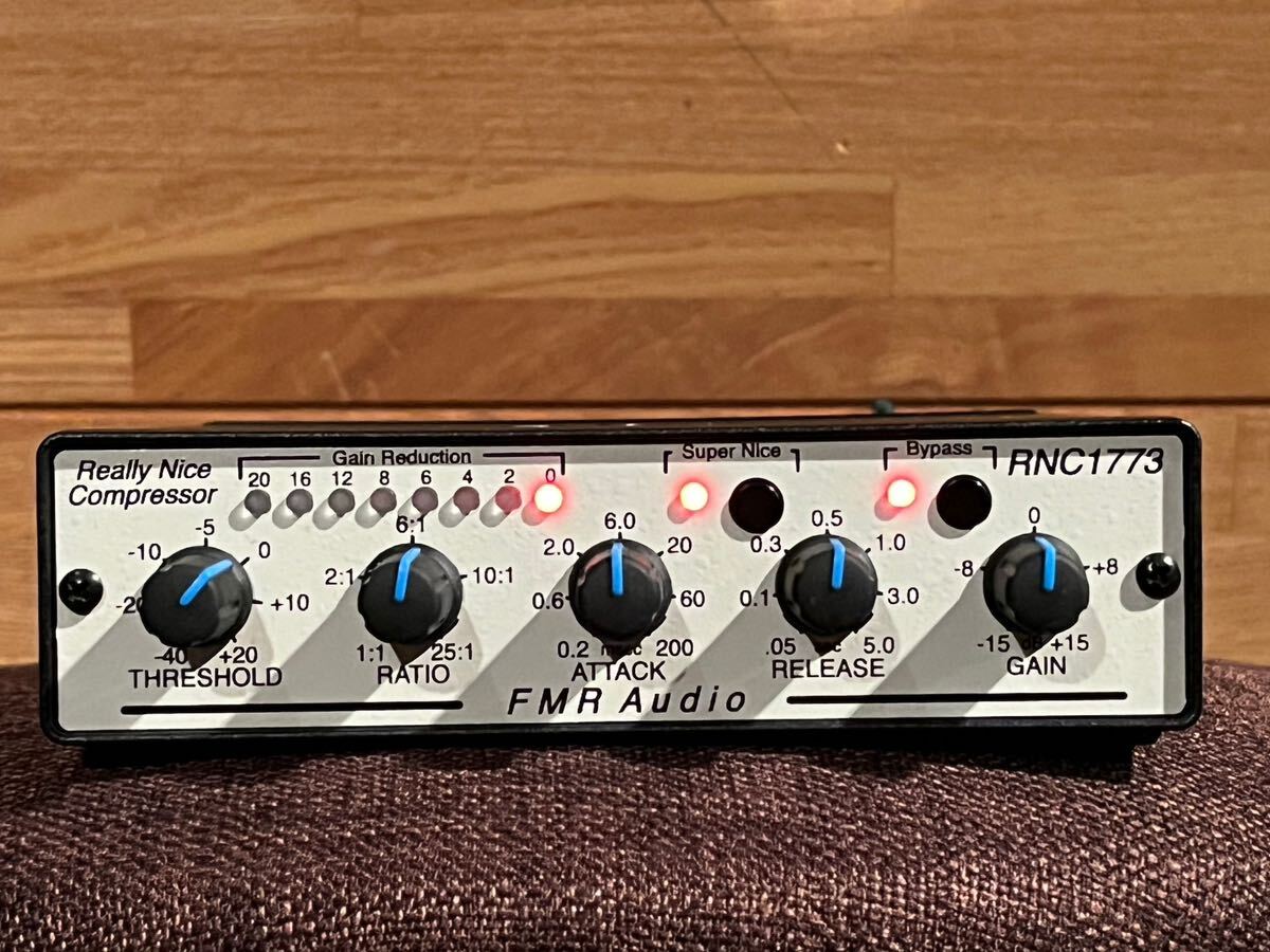 【やや傷や汚れあり】【美品】FMR AUDIO エフエムアールオーディオRNC 1773（E）の落札情報詳細 - ヤフオク落札価格検索 オークフリー