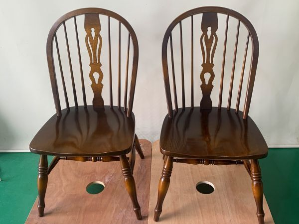 【傷や汚れあり】 GH89 木製イス 2客 まとめ キツツキマーク サイズ(約) 幅46×奥行46×高さ90cm 座面までの高さ 41cm ...