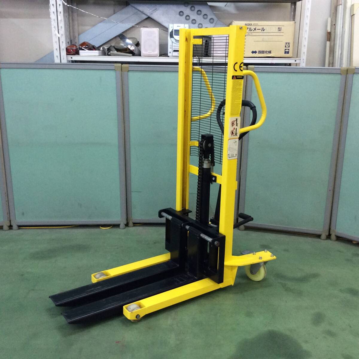 【傷や汚れあり】【H-2602】中古品 ハンドリフト ハンドフォークリフト 低床タイプ DL1516-0.5T 重さ0.5t【引き取り限定・静岡県浜松市】の落札情報詳細 - Yahoo ...
