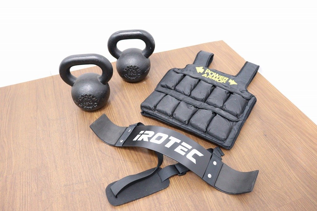 【やや傷や汚れあり】J7951 iROTEC他 パワーウェイトベスト 約10kg アームカールストロング ケトルベル 16kg×2個 筋トレ 現状品の落札情報詳細 - Yahoo!オークション ...