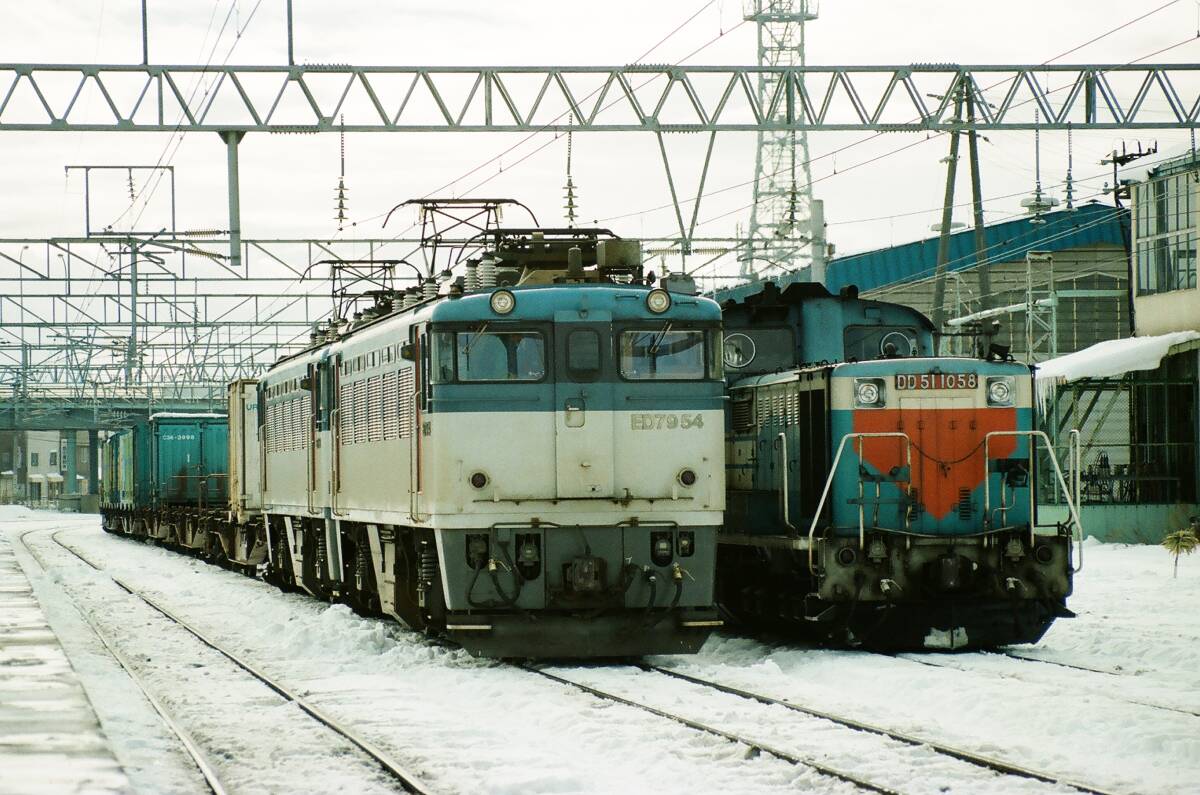 【未使用】♪ ED79 54＋ED79＋貨＆DD51 1058（鷲別特別塗装機） KG写真 ♪ の落札情報詳細 - Yahoo!オークション落札価格検索 オークフリー