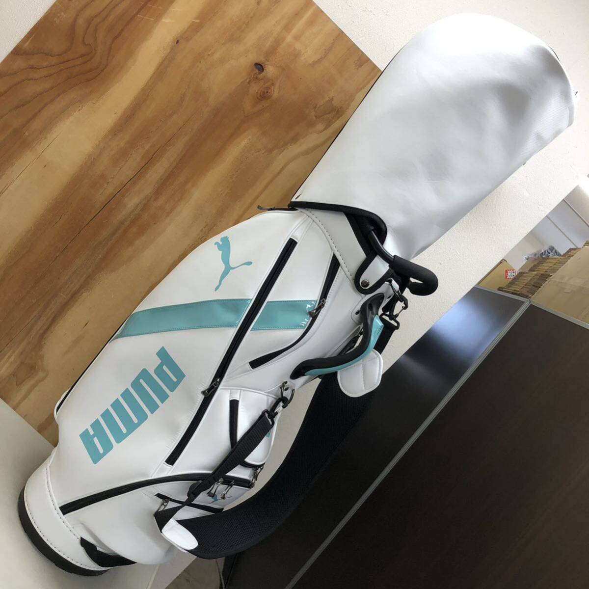 【未使用】送料無料 新品 PUMA GOLF カラーブロッキング キャディバッグ 867964-03 プーマ ゴルフの落札情報詳細 - Yahoo!オークション落札価格検索 オークフリー