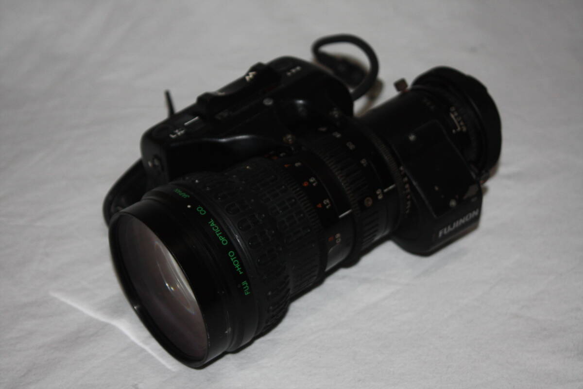 【やや傷や汚れあり】Fujinon(フジノン) ACM-12 1/2インチ→1/3インチ変換 マウントカメラ用コンバータ（検索：ビデオカメラ ...