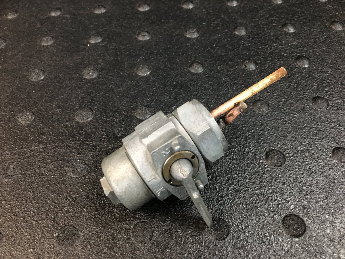 【やや傷や汚れあり】カワサキ250 メグロSG 燃料コック・フューエルコック ダルマ (検索 250SG W1S ジュニア S7 S8 レストア 目黒製作所 SGT 実動車両より♪の落札情報 ...