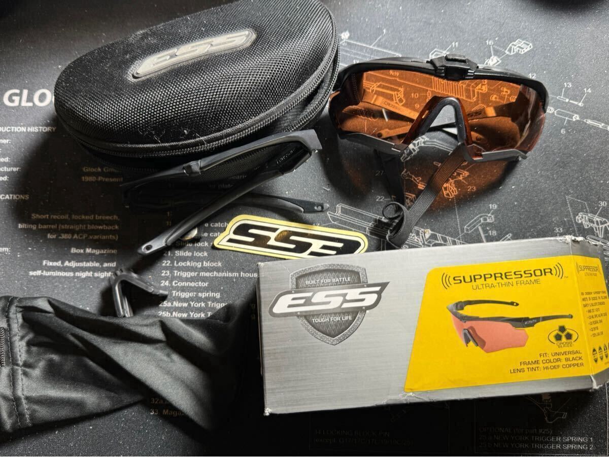 【目立った傷や汚れなし】ESS Eyewear イーエスエス アイウェア Crossbow Suppressor ONE Kit サングラス ...