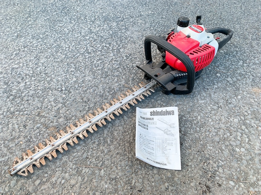 【やや傷や汚れあり】中古 SHINDAIWA 新ダイワ エンジンヘッジトリマー DH2201S 生垣バリカン 草刈機 剪定 庭 ガーデニング ガソリンエンジン 0111や7 O 170の落札 ...