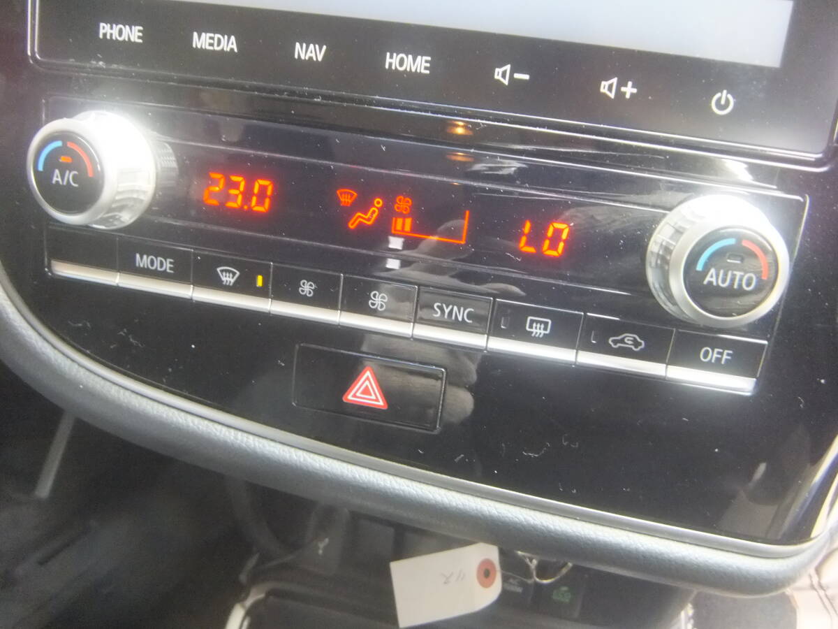 【やや傷や汚れあり】(アウトランダー PHEV GG3W) エアコンスイッチの落札情報詳細 - Yahoo!オークション落札価格検索 オークフリー