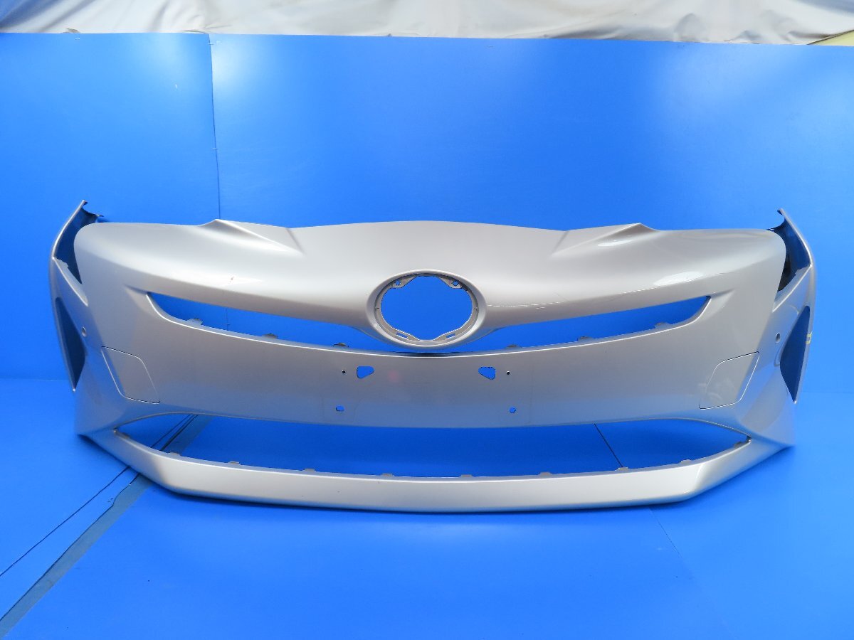 【傷や汚れあり】【売り切り】 プリウス ZVW50 前期 純正 フロントバンパー スティールブロンドメタリック 4X1 【 52119 ...