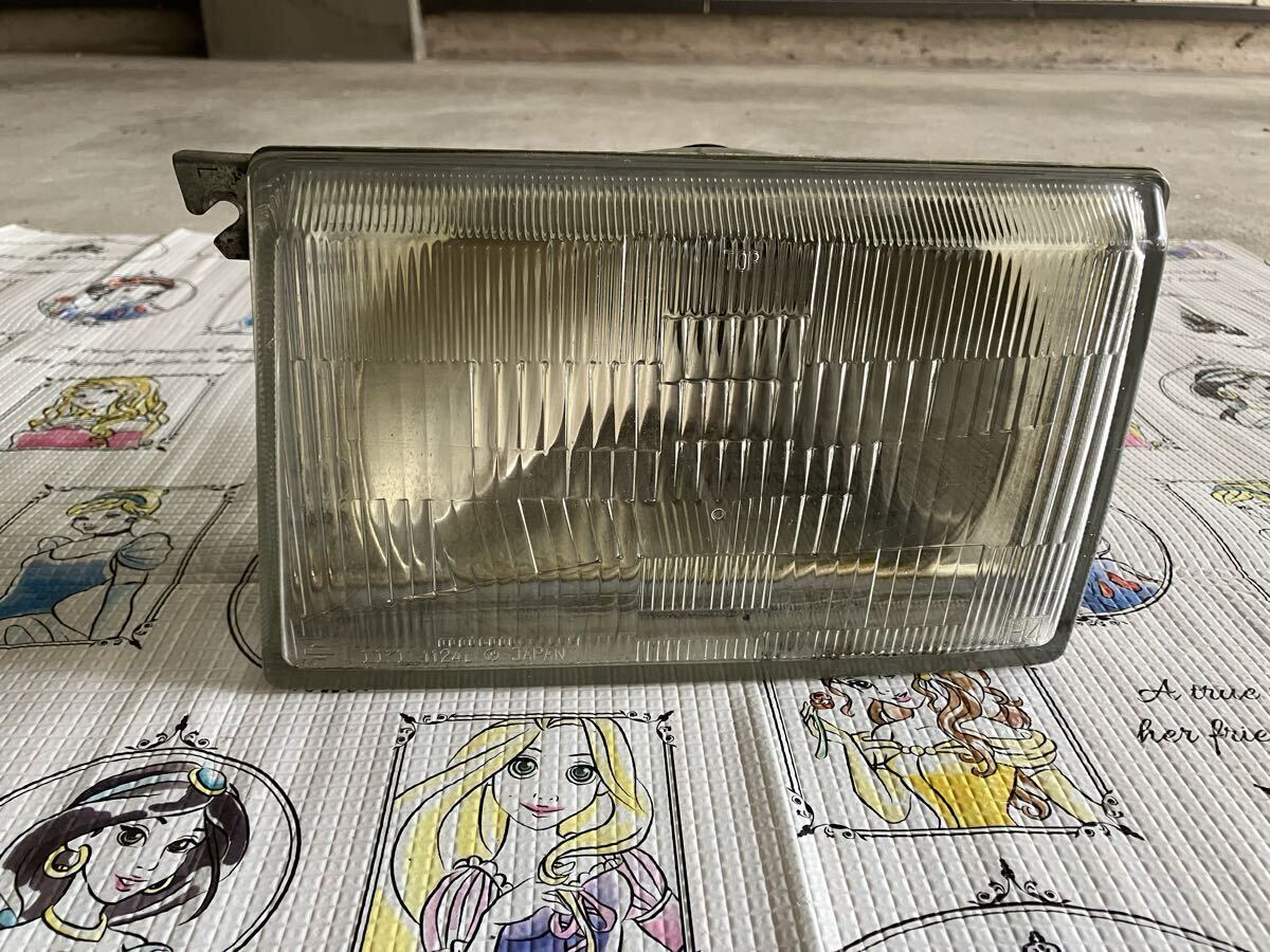 【やや傷や汚れあり】K10 マーチ 純正ヘッドライト左 IKI 1124 L 旧車 当時物 ヘッドランプ 売り切りの落札情報詳細 - Yahoo!オークション落札価格検索 オークフリー