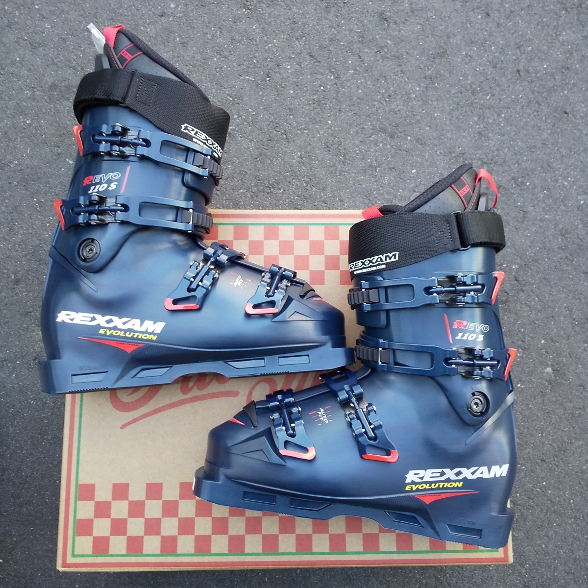 【新品】REXXAM R-EVO 110S 26.0cm 26.5cm レクザム レグザム 2019－20モデル 2020の落札情報詳細 - Yahoo!オークション落札価格検索 オークフリー