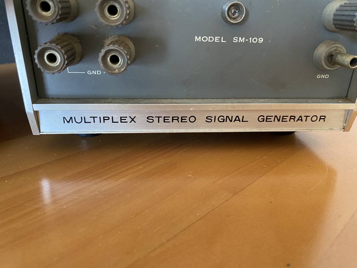 トリオ TORIO MULTIPLEX STEREO SIGNAL GENERATOR & デップメーター DM-802の落札情報詳細 ...