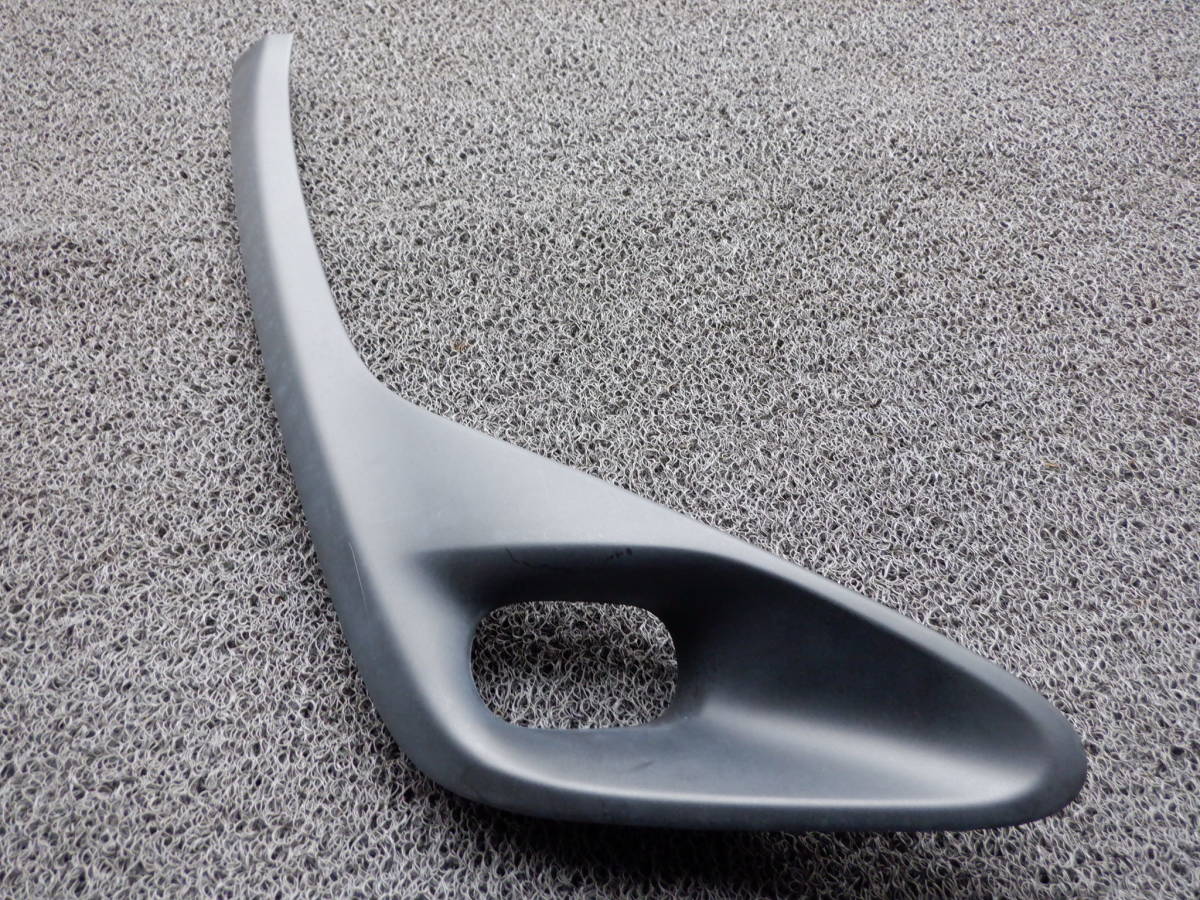 新車外し品 トヨタ純正 NSP170G NCP175G NHP170G 170 シエンタ 後期 フォグランプ カバー フォグカバー 右側 ...