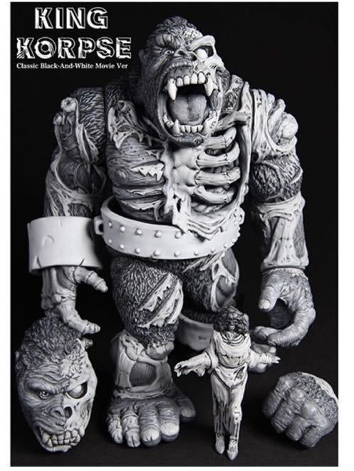 【新品】【新品】james groman × INSTINCTOY King Korpse Classic Black-And-White ...