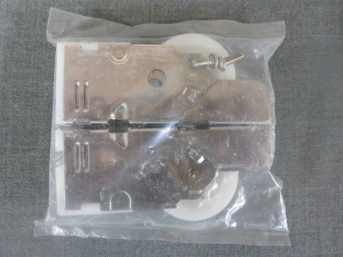 YKK サッシ用 戸車 YKK-004 C1528 左右兼用タイプ 12個 未使用品！の落札情報詳細 - Yahoo!オークション落札価格検索 ...