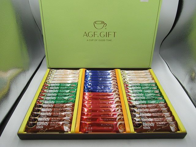 AGF GIFT スティックコーヒーギフト YDS-30R 7g×48袋 ブレンディ Blendy ＆ ちょっと贅沢な珈琲店 カフェオレ 賞味期限：2022.08 の落札情報詳細 - ヤフオク ...